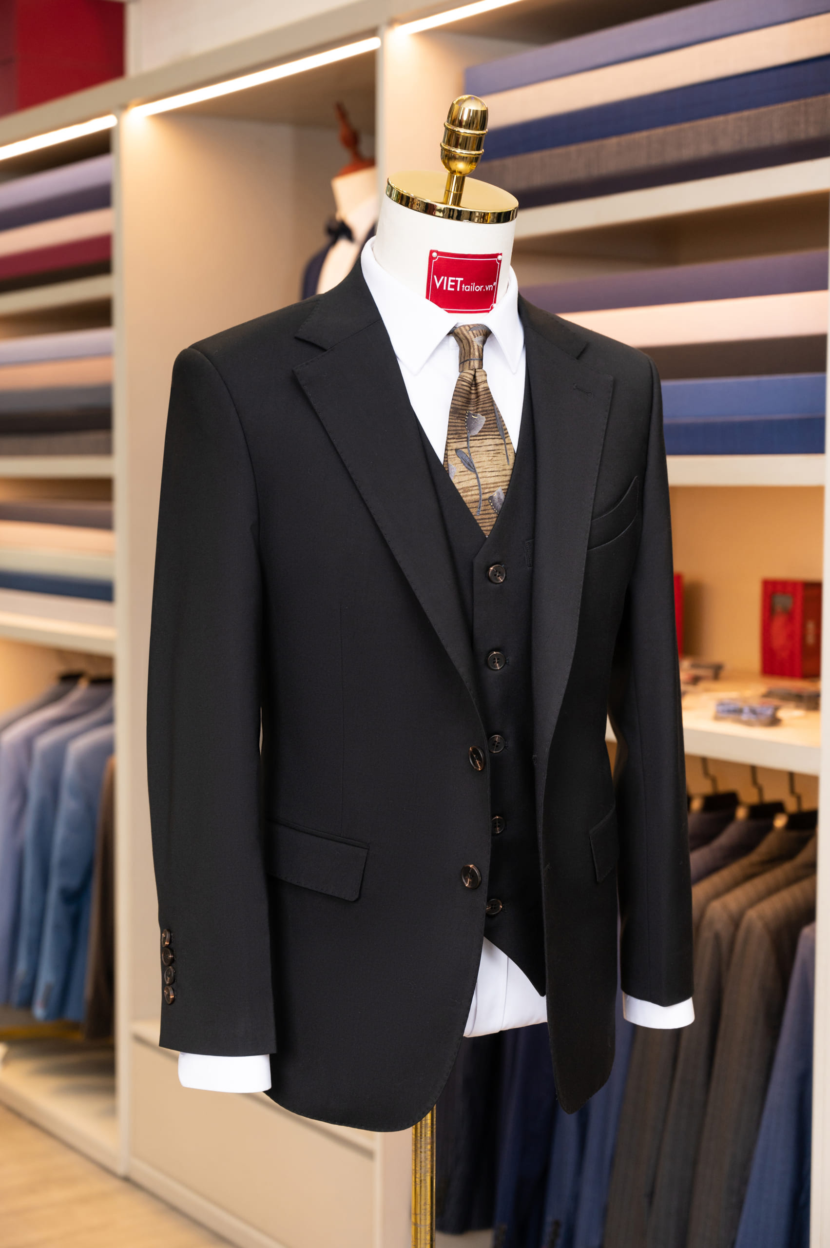 Bí quyết phối đồ với suit và phong cách suit chuẩn mà các quý ông cần ...